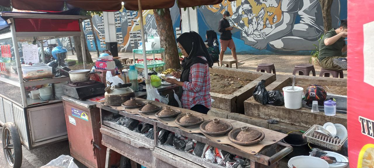 Lezatnya Surabi, Makanan Khas asal Jawa Barat - Berita Daerah