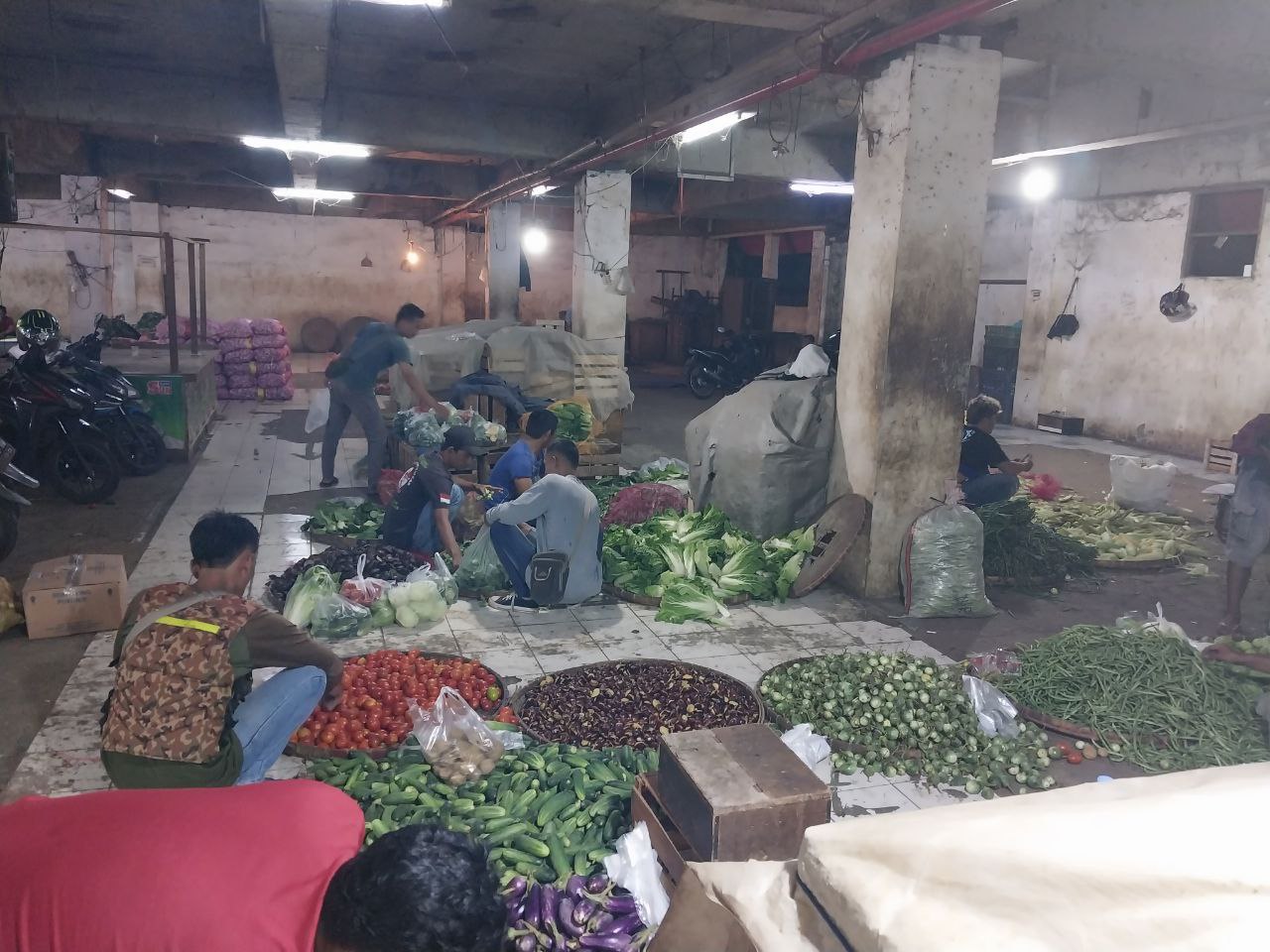 Pedagang Sayur Mayur di Kawasan Pasar Bogor - Berita Daerah