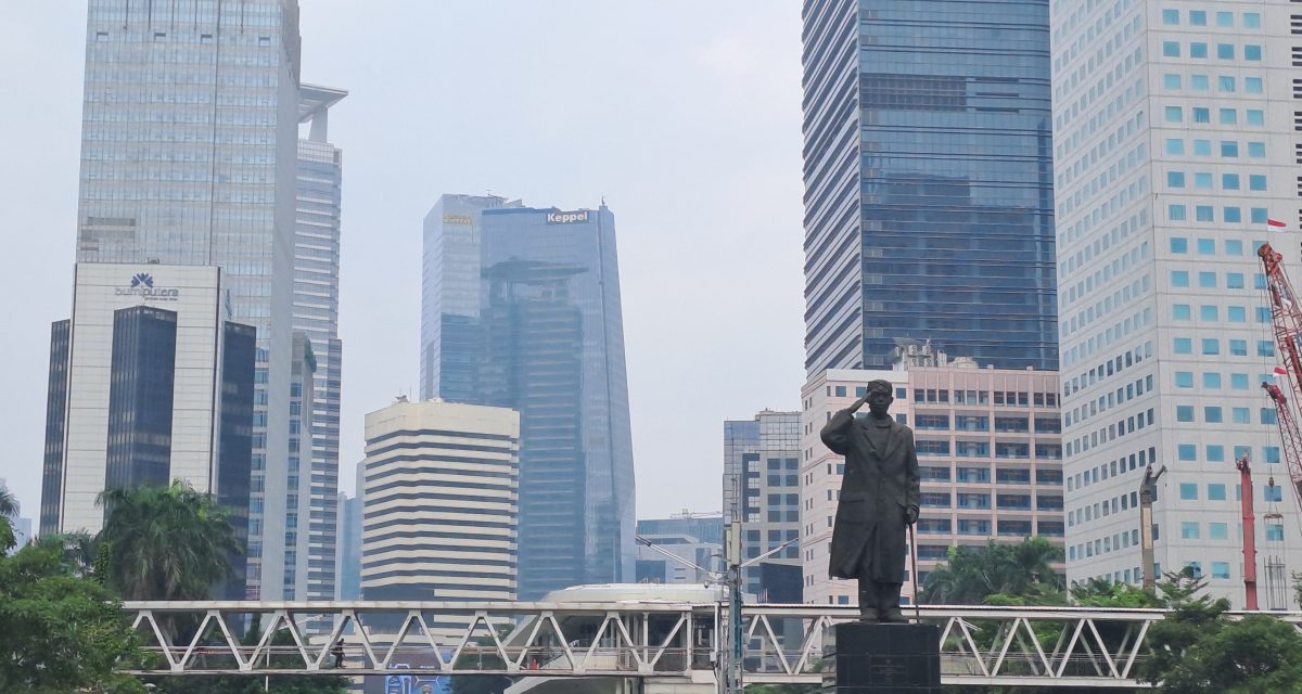 Patung Jenderal Sudirman di Kawasan Dukuh Atas, Jakarta Selatan ...