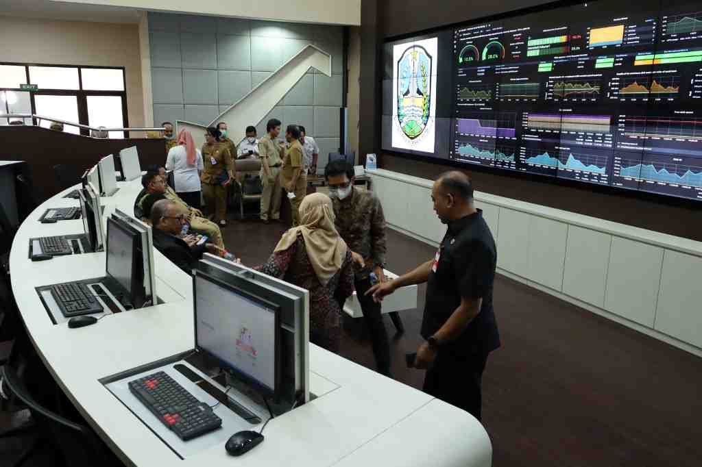 Suasana Command Center RSUD Dr. Soetomo Surabaya di Jawa Timur - Berita ...