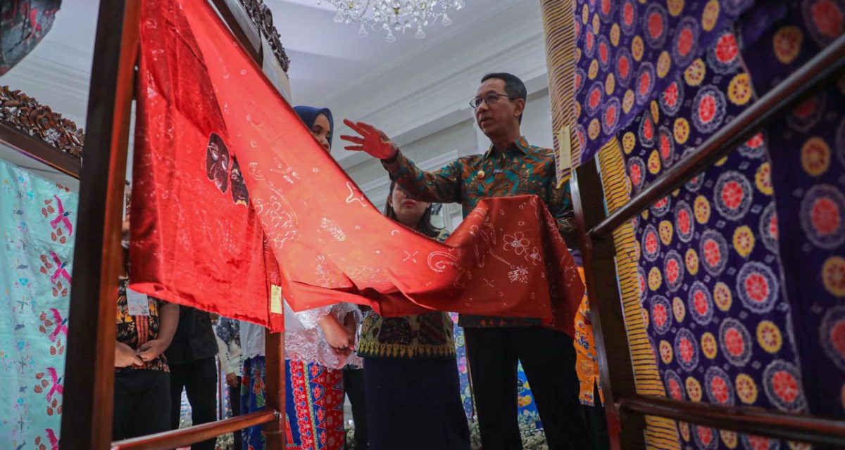 Lomba Desain Batik Betawi 2024: Motif Betawi Mampu Bersaing - Berita Daerah