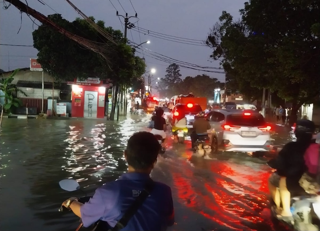 Banjir di Wilayah Poris Gaga, Kota Tangerang - Berita Daerah